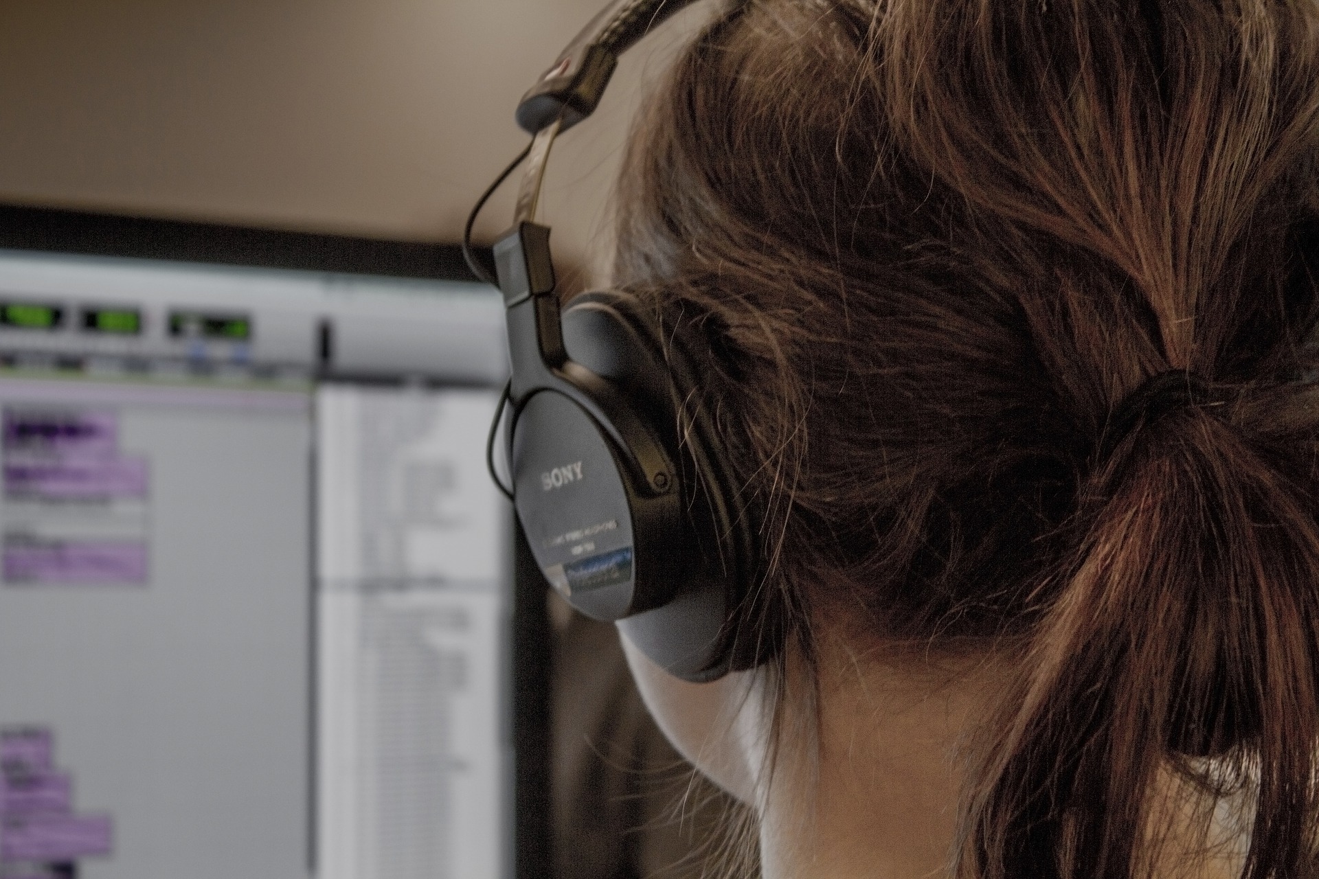 7 Ways How Music Can Increase Your Productivity Bright Developers